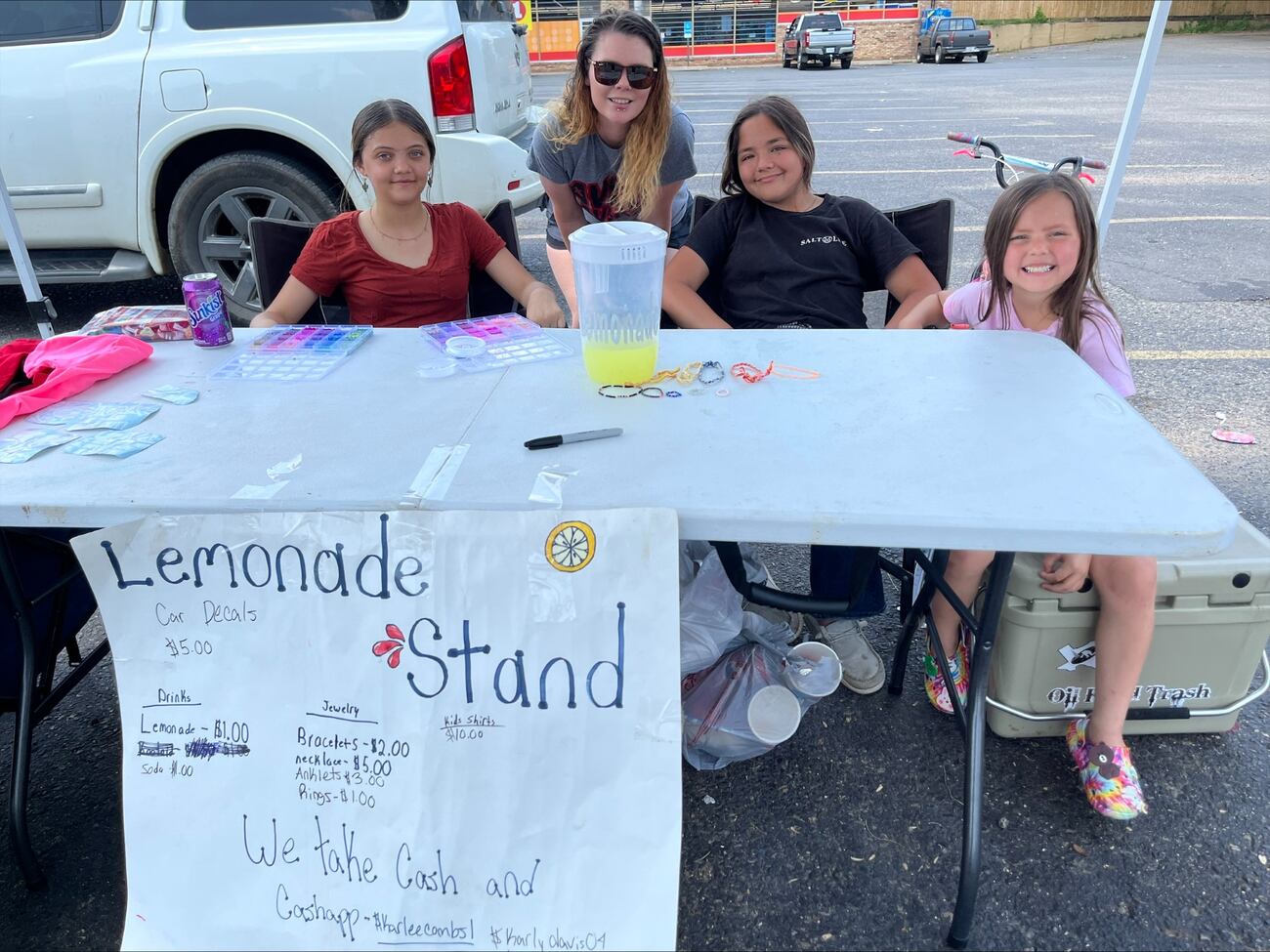 Woman Claims Man Robbed Daughters Lemonade Stand Suspect Arrested